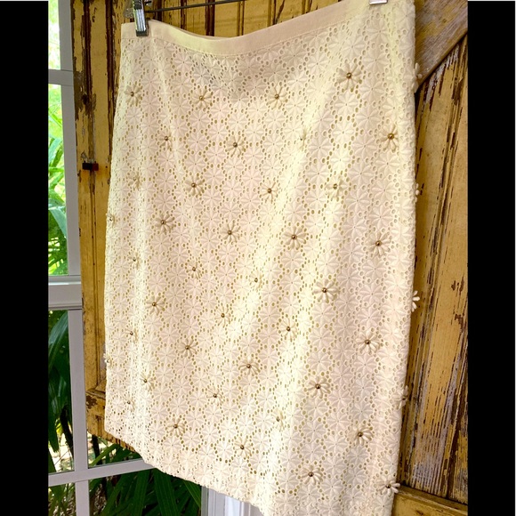 Talbots | Skirts | Talbots Eyelet Lace Skirt Casual Bride Honeymoon Attire Size 4 | Poshmark